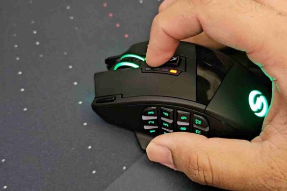 UtechSmart Venus Pro Wireless Gaming Mouse Review 2023